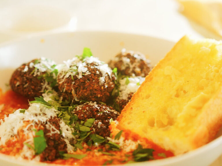 Vegan Meatless Meatballs - Evergreen Kitchen